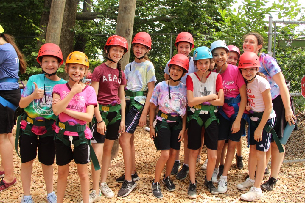 Erev Shabbat | CAMP MOSHAVA I.O.