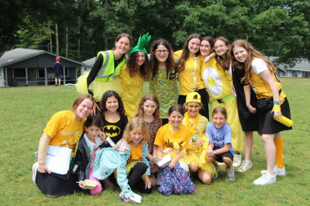 Buses Arrive – CAMP MOSHAVA I.O.
